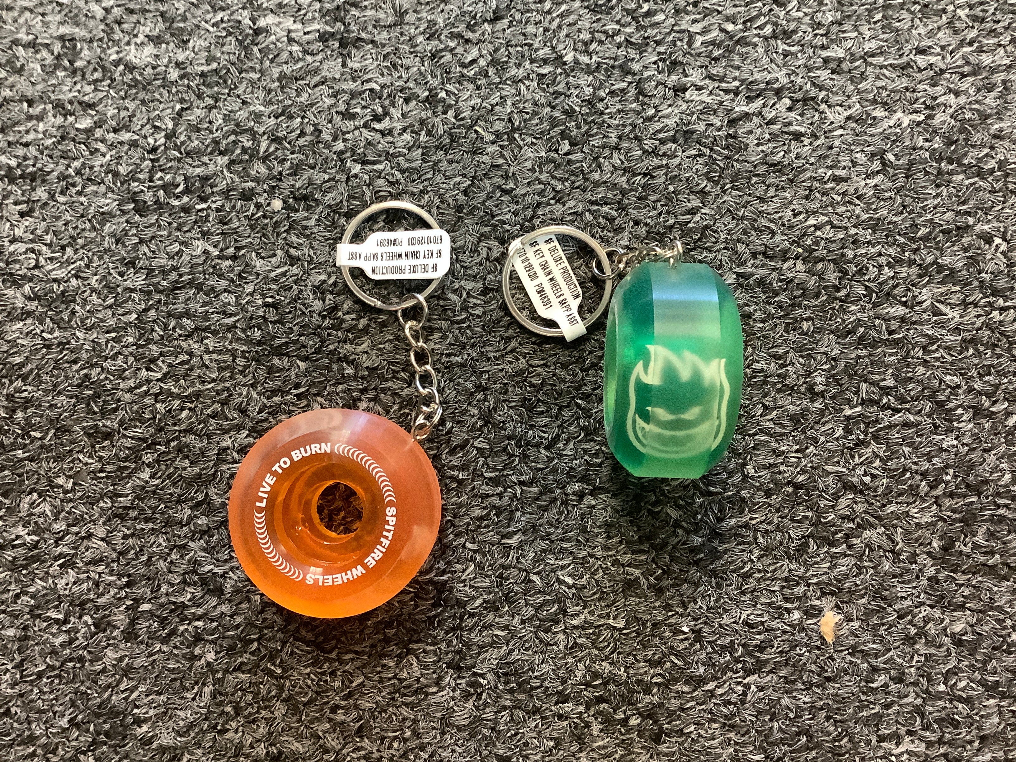 Spitfire keychain wheel sapphires – Daville Skate Shop